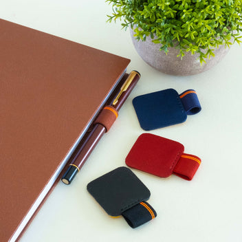 Buy Adhesive Pen Loop Holder-Handcrafted - @ – Atelier NEORAH